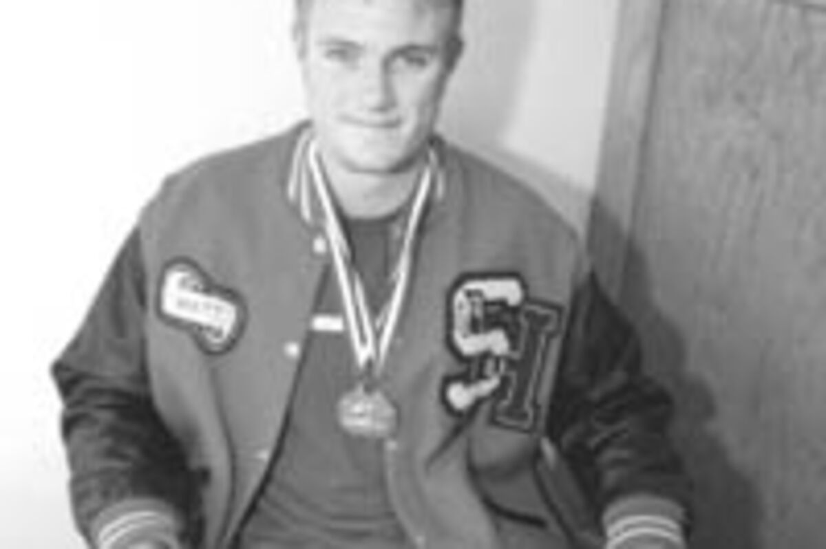 Kragness makes his mark in Husky, state track rolls - The New Era