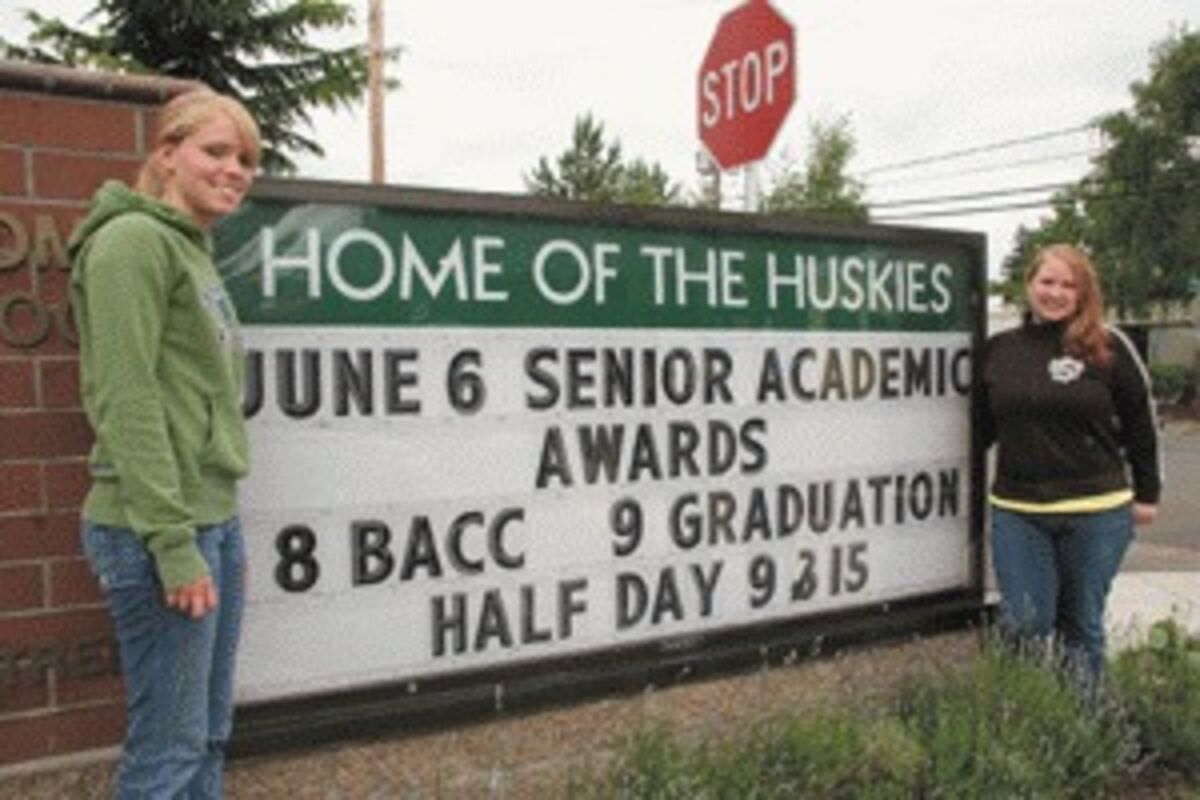 Two more students named SHHS salutatorians - The New Era