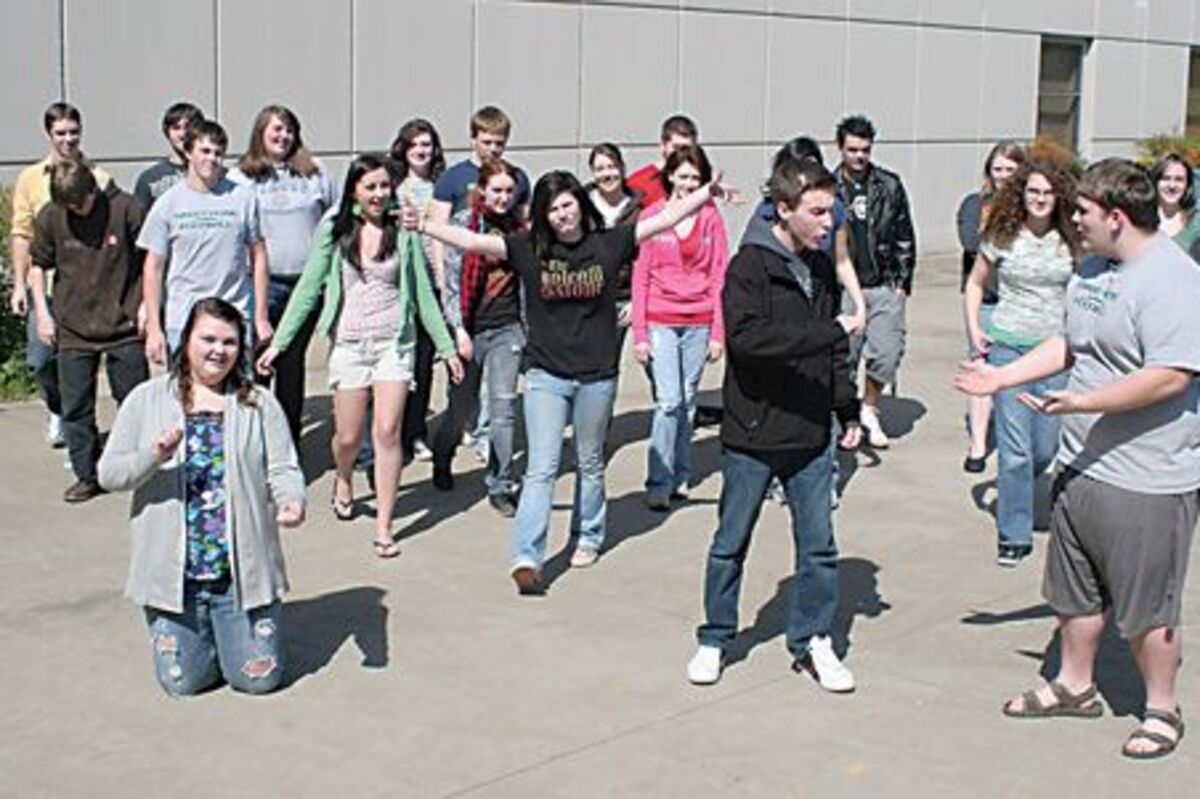 SHHS play focuses on how small failures lead to big problem - The New Era