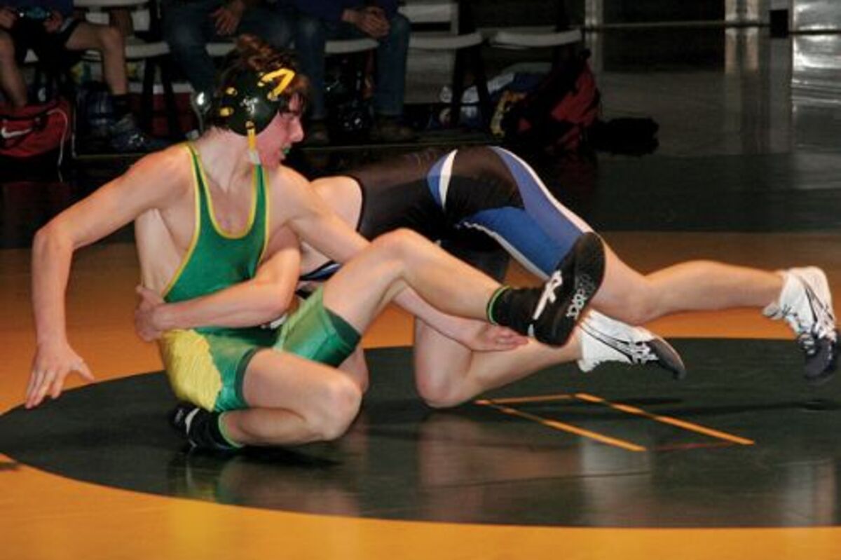Wrestlers down 3A power Glide at home - The New Era