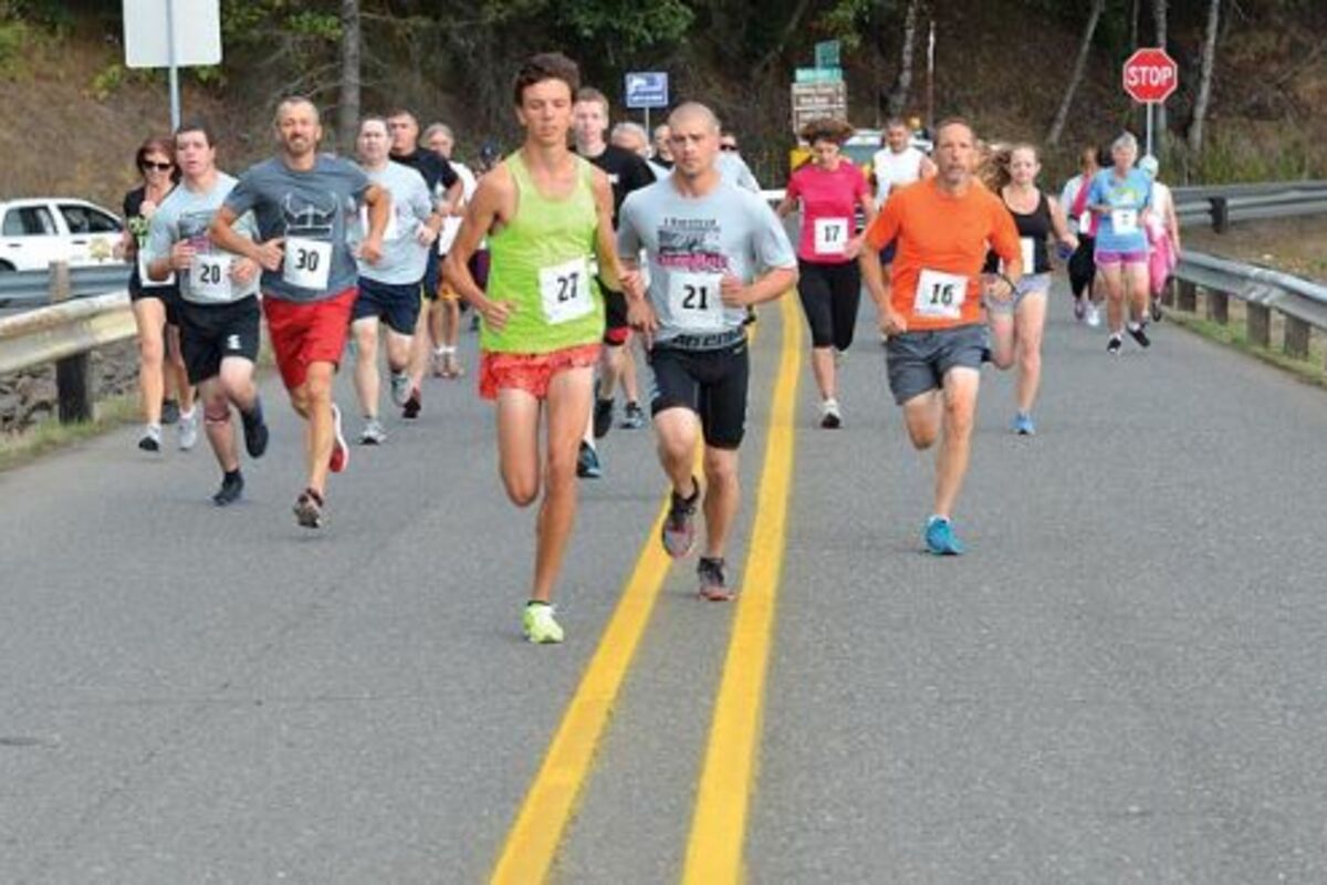 Winner sets course record in fifth annual Dam Run 5K - The New Era