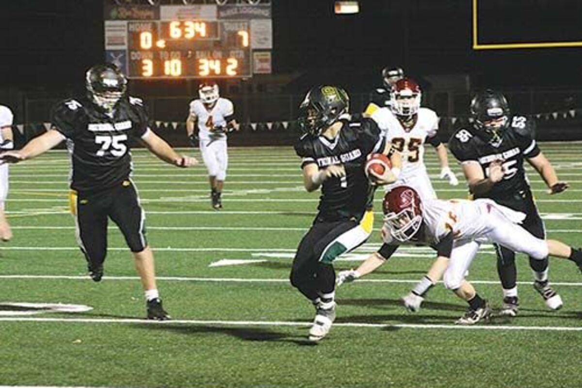 Turnovers trip Sweet Home up in football loss to JC - The New Era