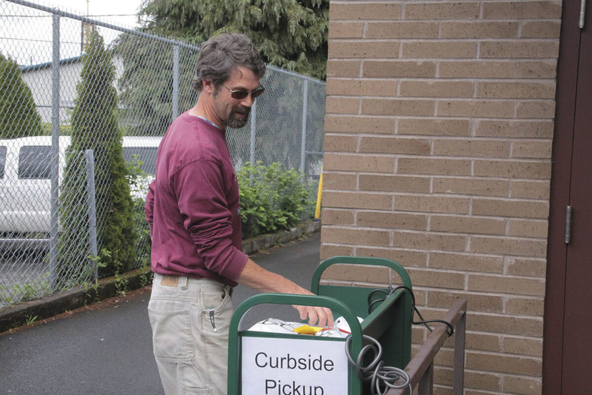 Library starts curbside book pickups, plans Summer Program - The New Era