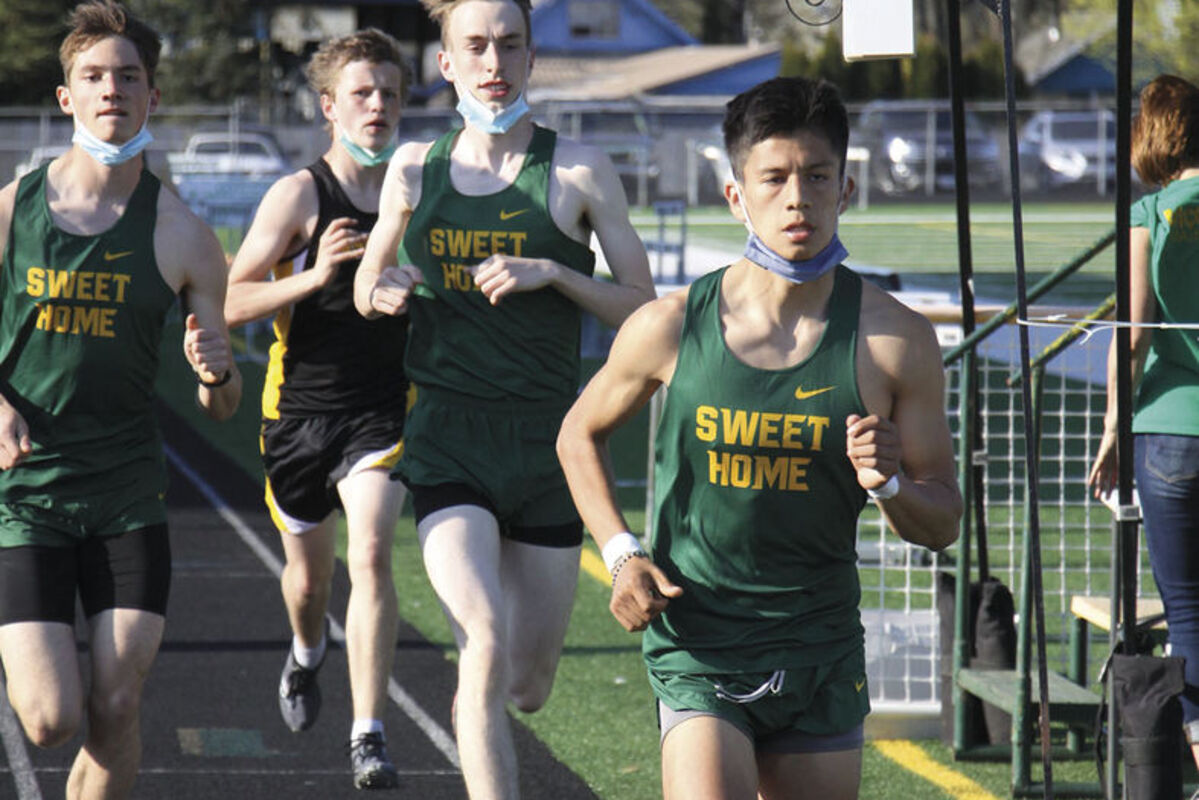 Huskies start track season with burst of personal-best performances ...
