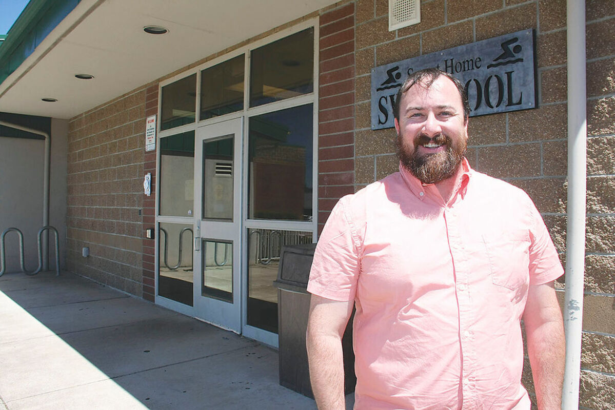 Swimming: New coach takes helm for Huskies for first time in 48 years ...
