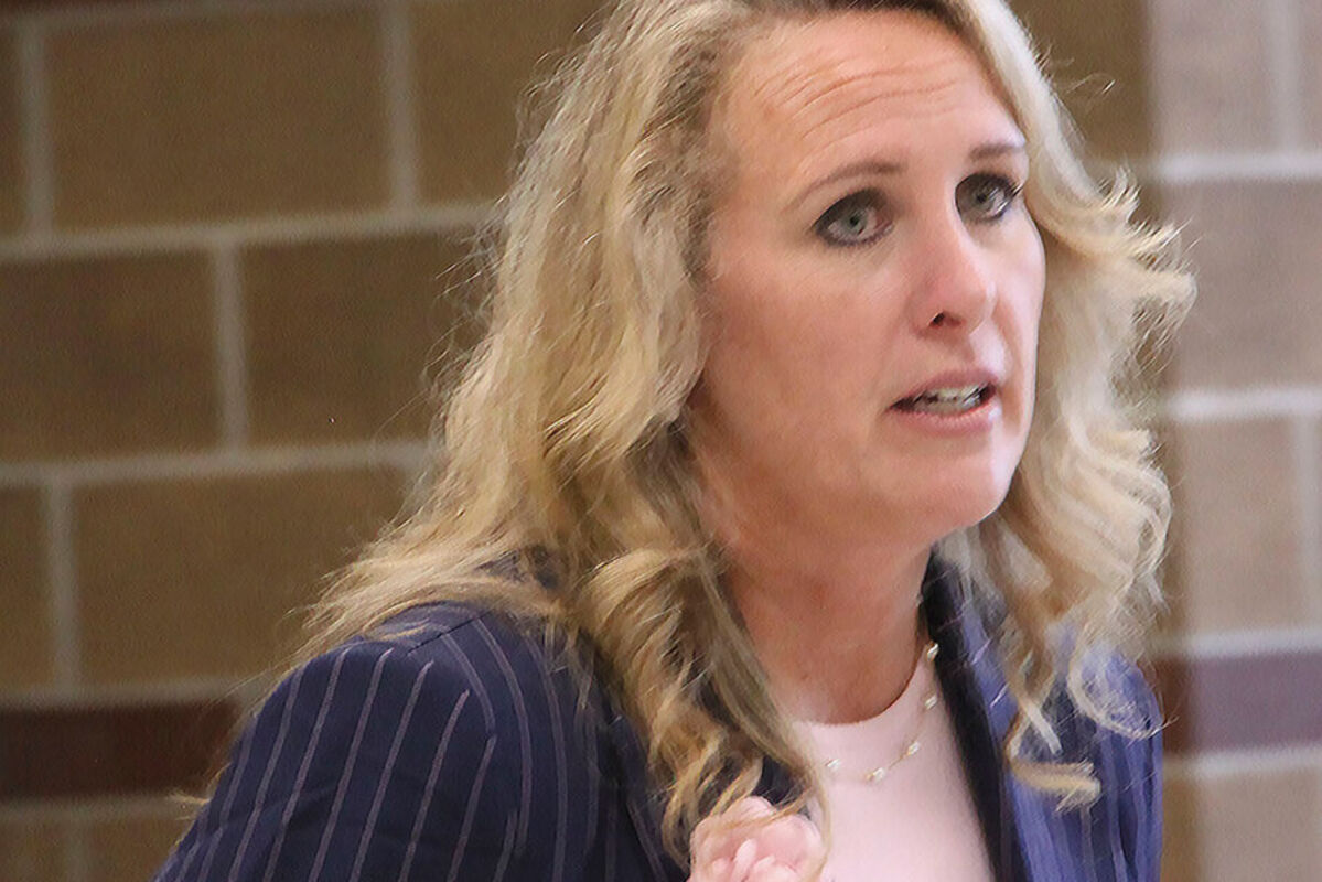 School board grants Supt. Lisa Riggs furlough - The New Era