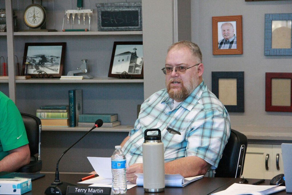 Martin to continue as Sweet Home schools superintendent - The New Era