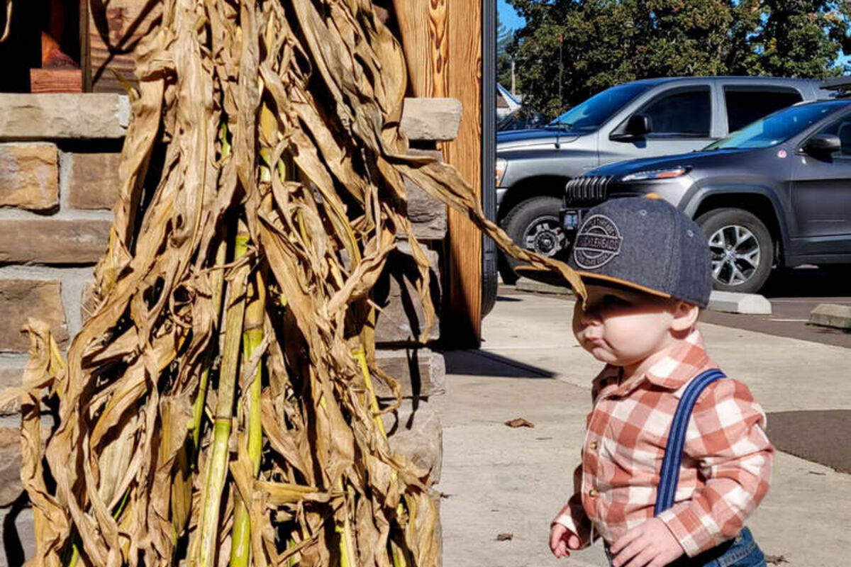 Junior high rallies around young boy battling cancer - The New Era