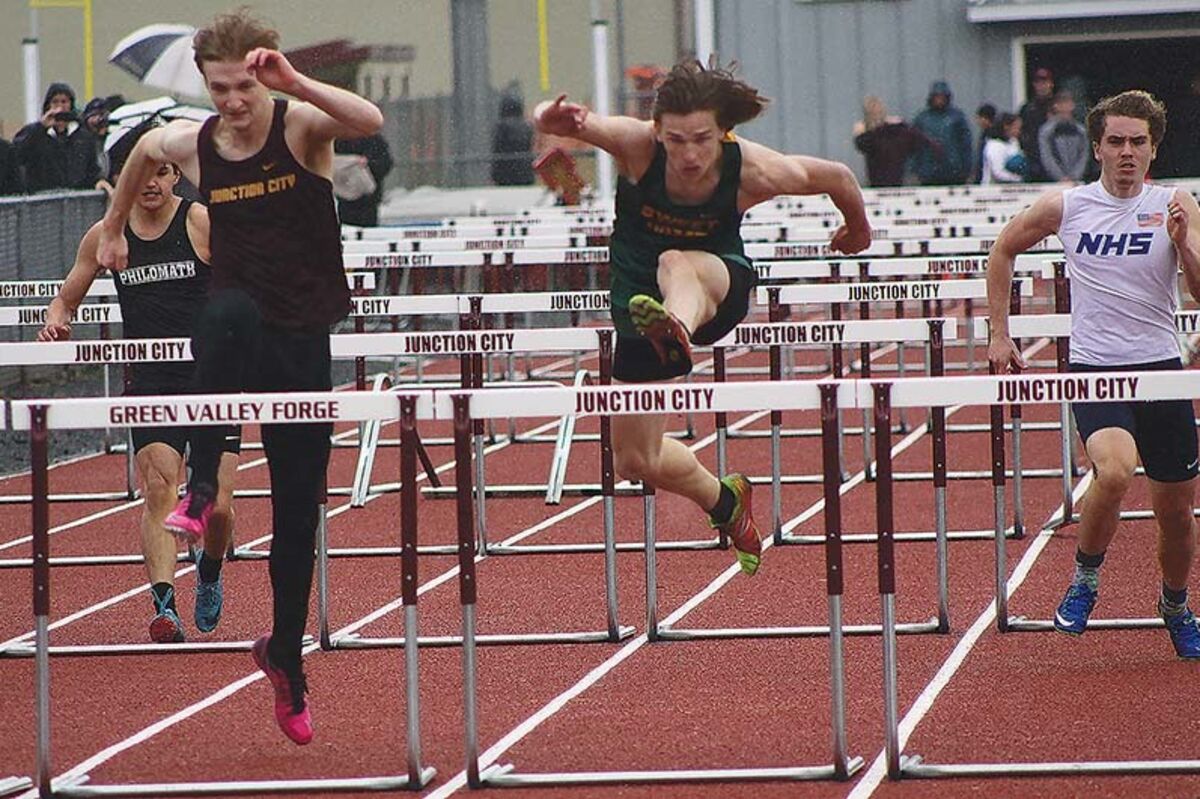 Huskies post some big performances on Junction City track and field ...