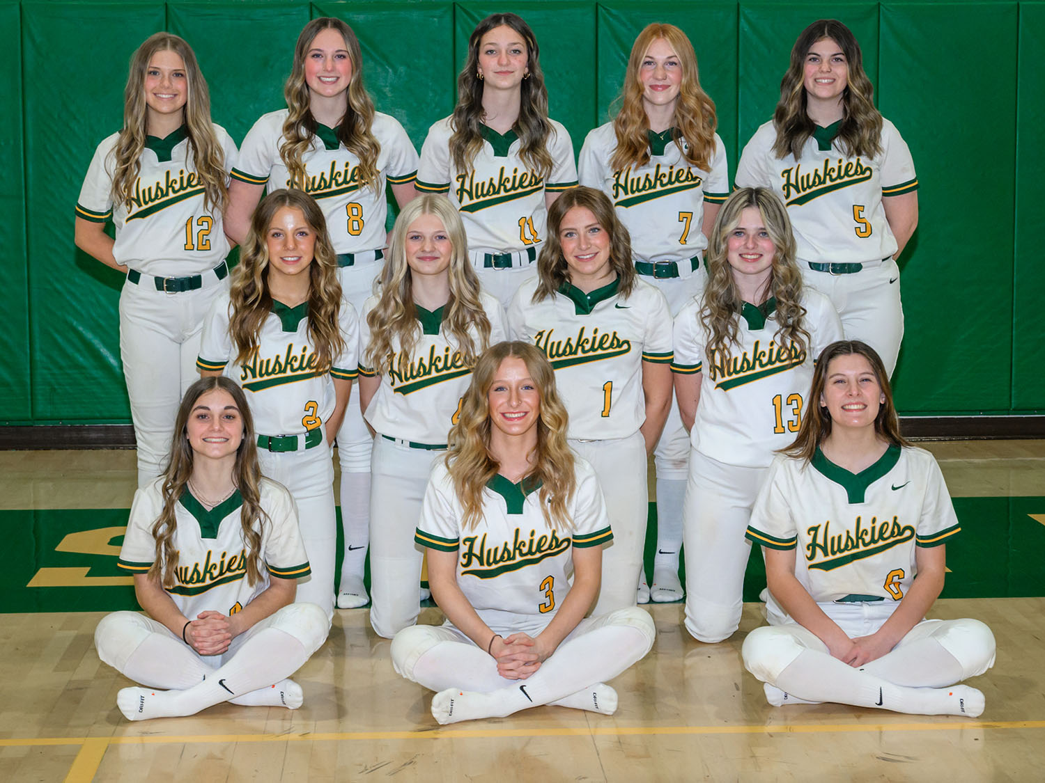 Sweet Home softball returns with experienced roster, eyes playoffs ...