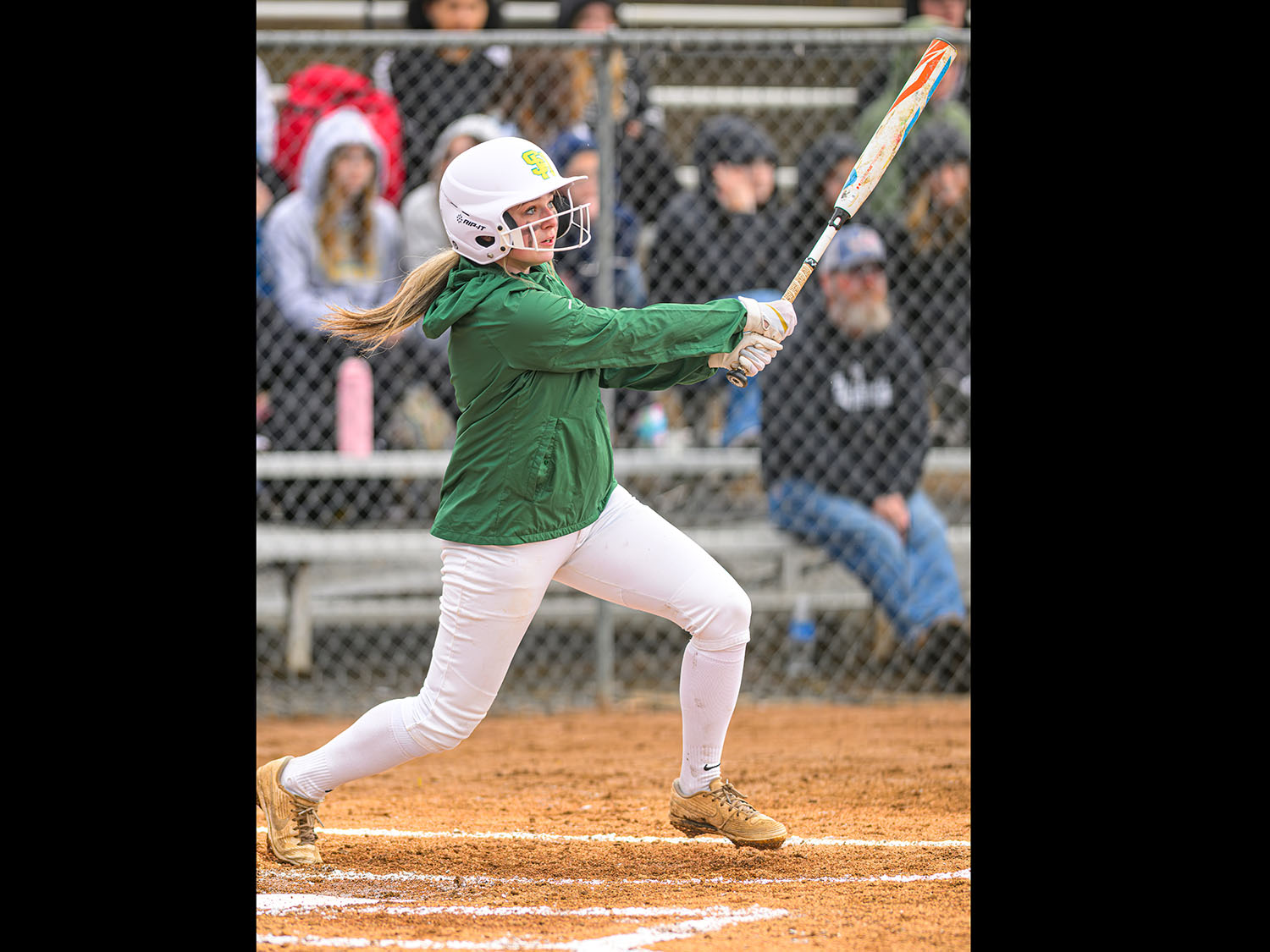 Huskies open softball season with big win, close loss - The New Era