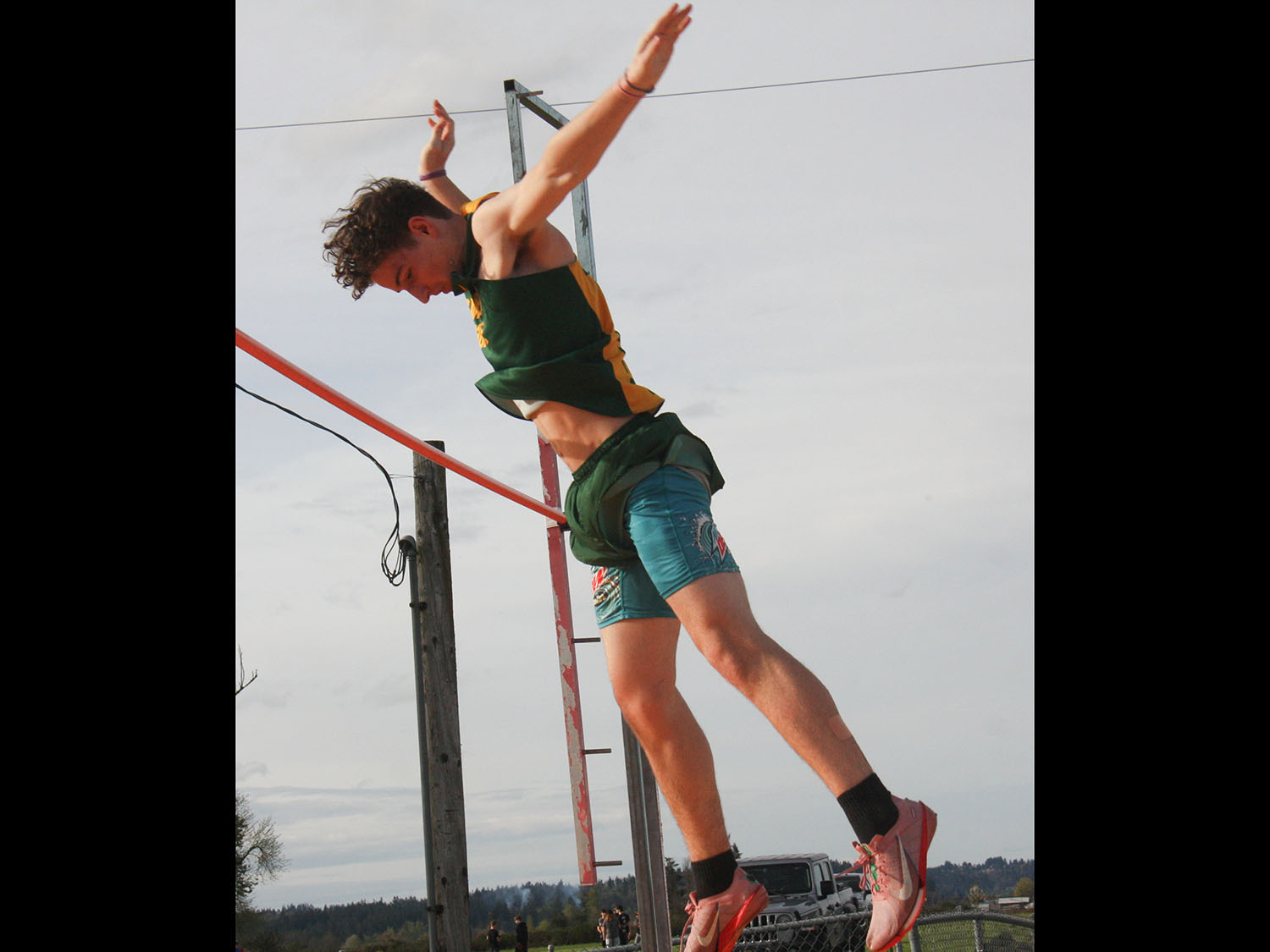 Track team heads into districts this week, eyeing boys title - The New Era