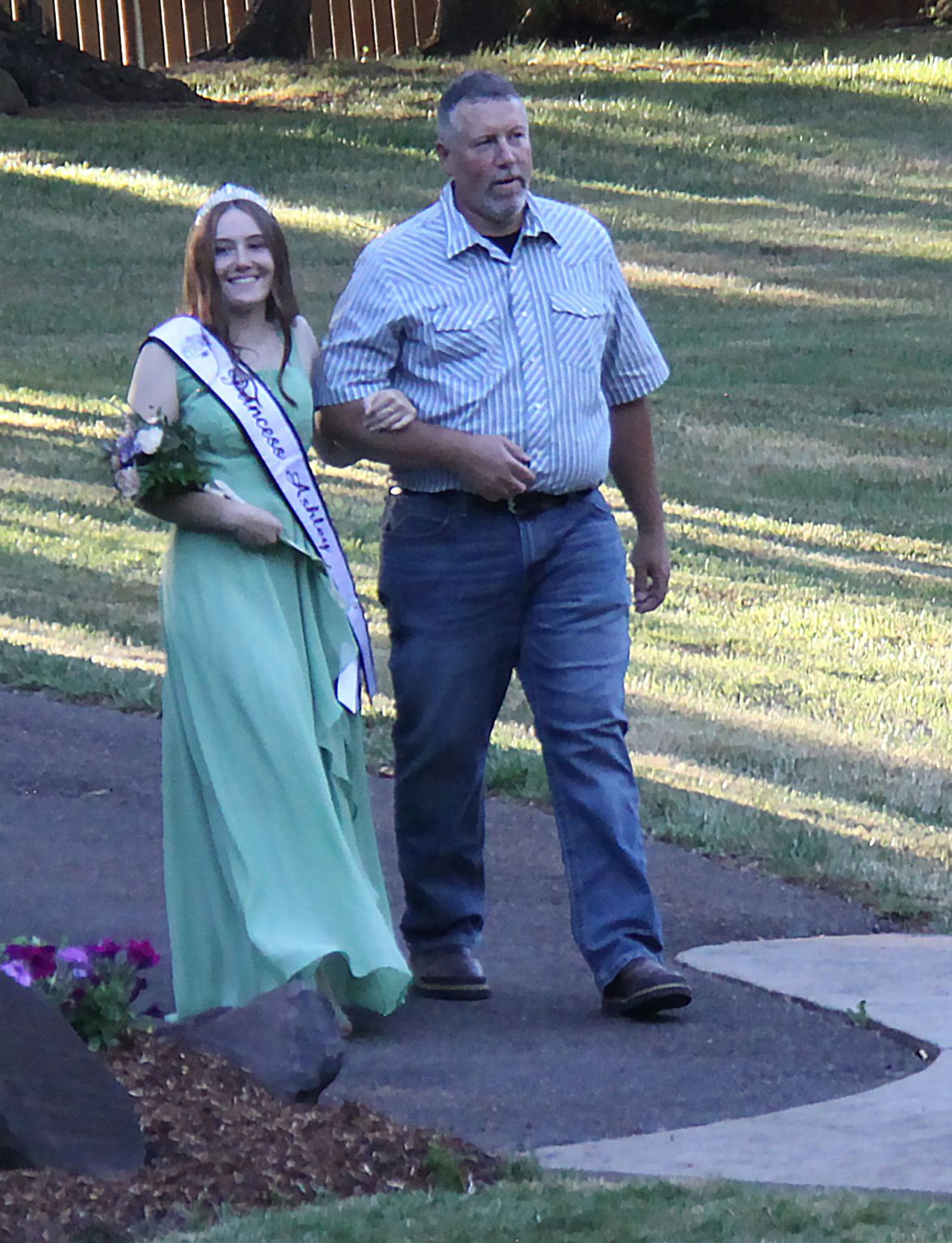 Natalie Conn named 2025 Sportsman’s Holiday Queen - The New Era