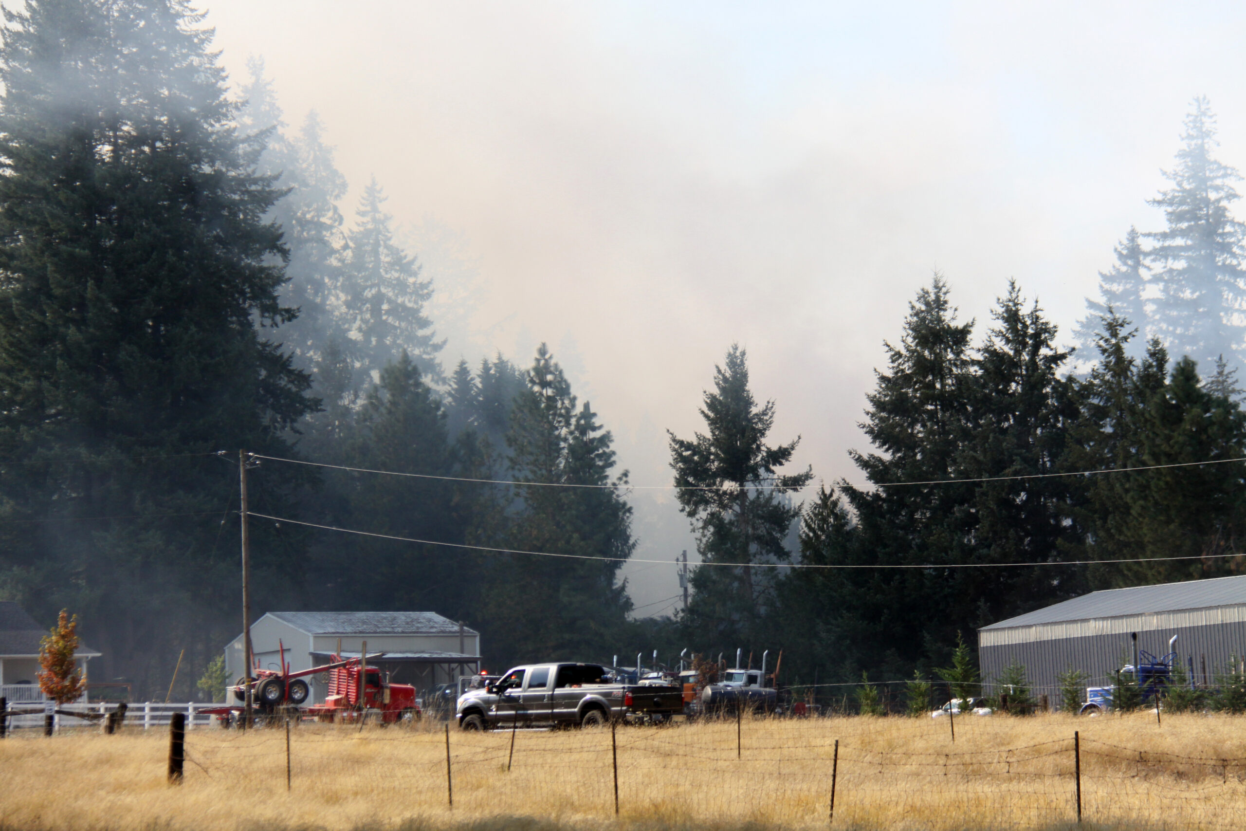Firefighters respond to large vegetation fire off Rice Road - The New Era